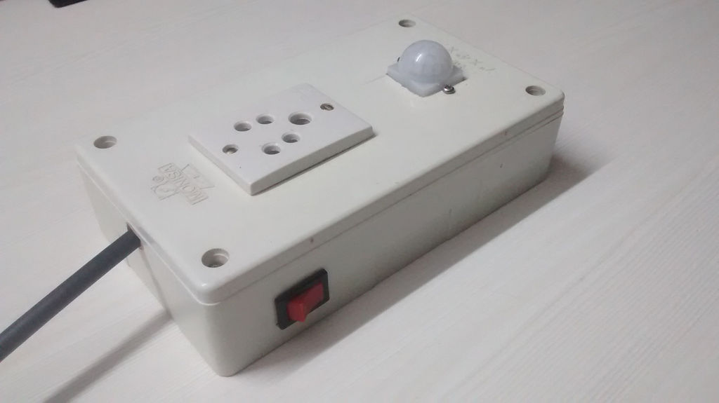 Wifi Switch Board or Smart Plug with Esp8266, Attiny 85 - Hackster.io