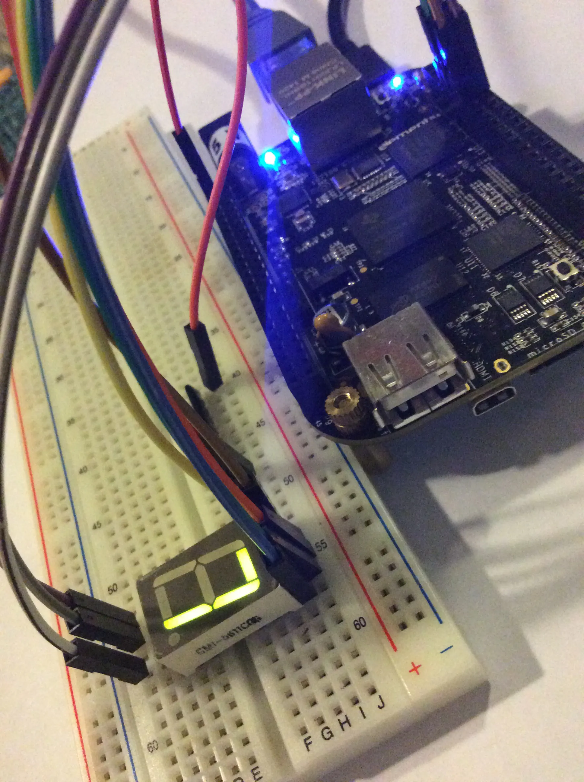 7-Segment Display Beagle Board Black with Node.js - Hackster.io