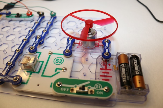 Snap Circuits® Button Controlled Launcher