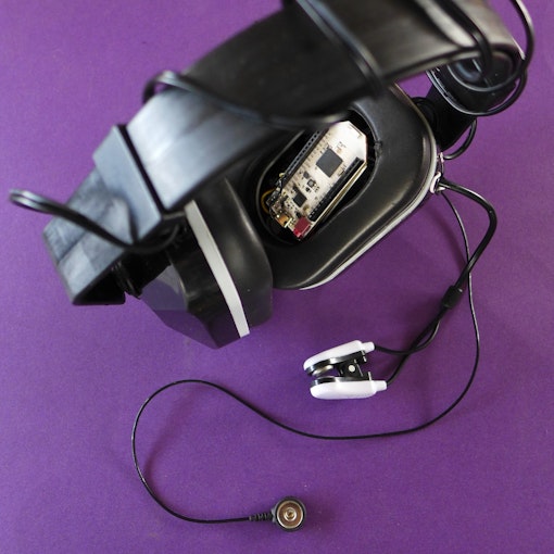 NeuroSky MindFlex Teardown / Comfort Upgrade - Hackster.io