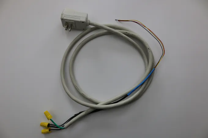 Opto-Isolated AC Voltage Sensor - Hackster.io