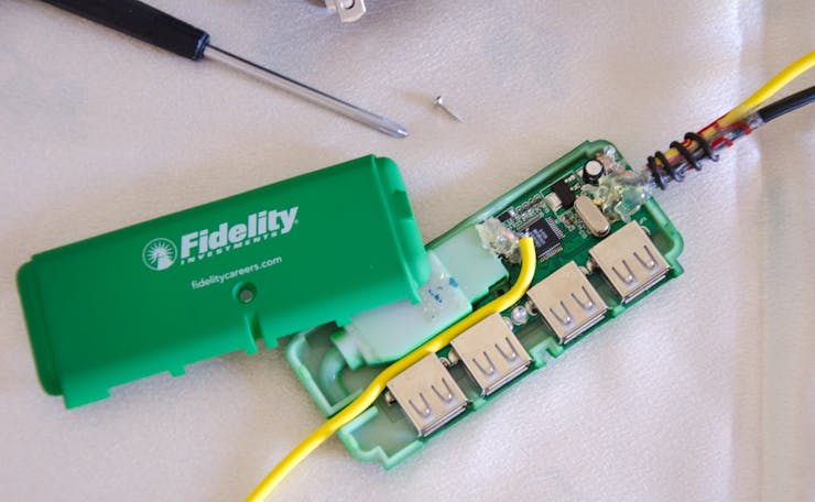 A Power Supply & Self Powered USB Hub for Raspberry Pi - Hackster.io